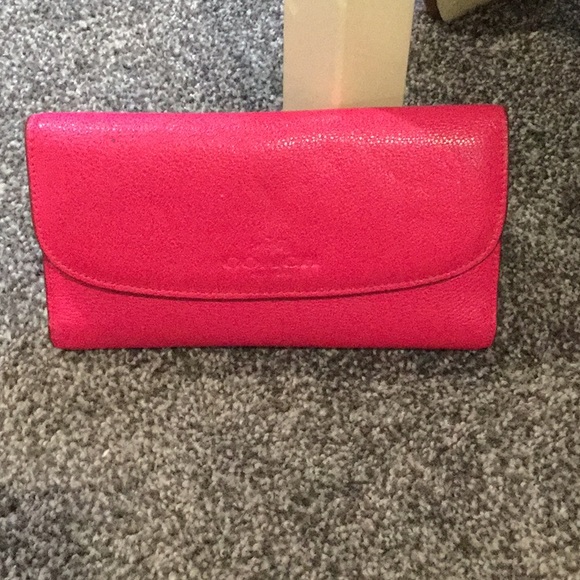Coach | Bags | Authentic Coach Pebbled Leather Wallet With Insert ...